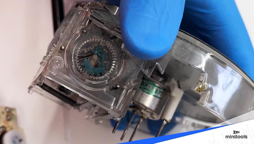 How to repair Mercedes SL R129 and S-Class W140 instrument clusters